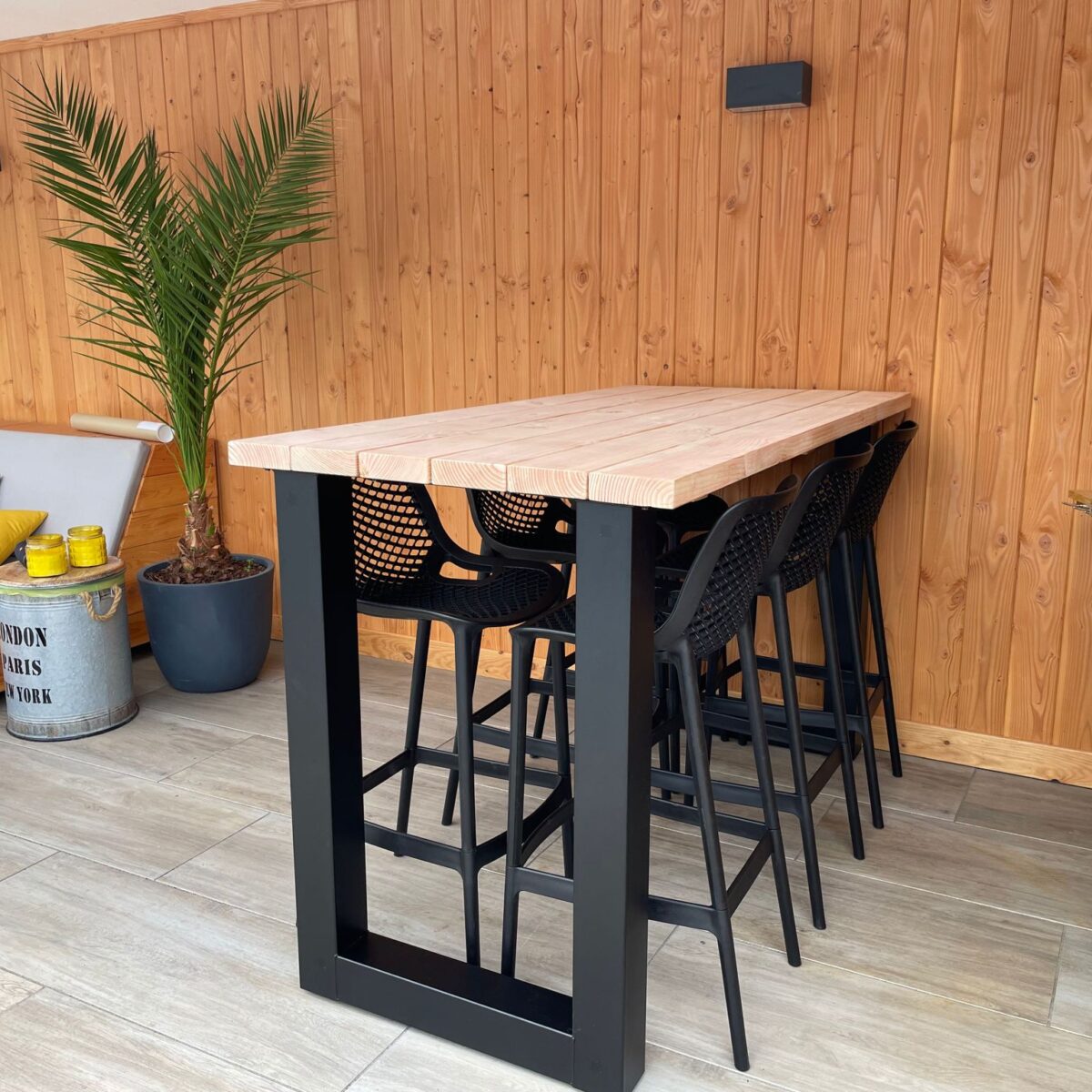 Bartafel Uri | Stalen U Poten | Hoge Tafel | Douglas