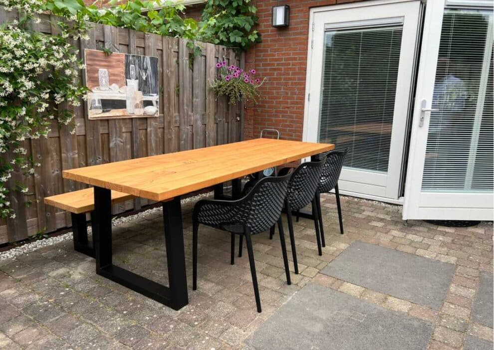 Tuintafel Tamara | Trapezium Poten | Douglas Hout
