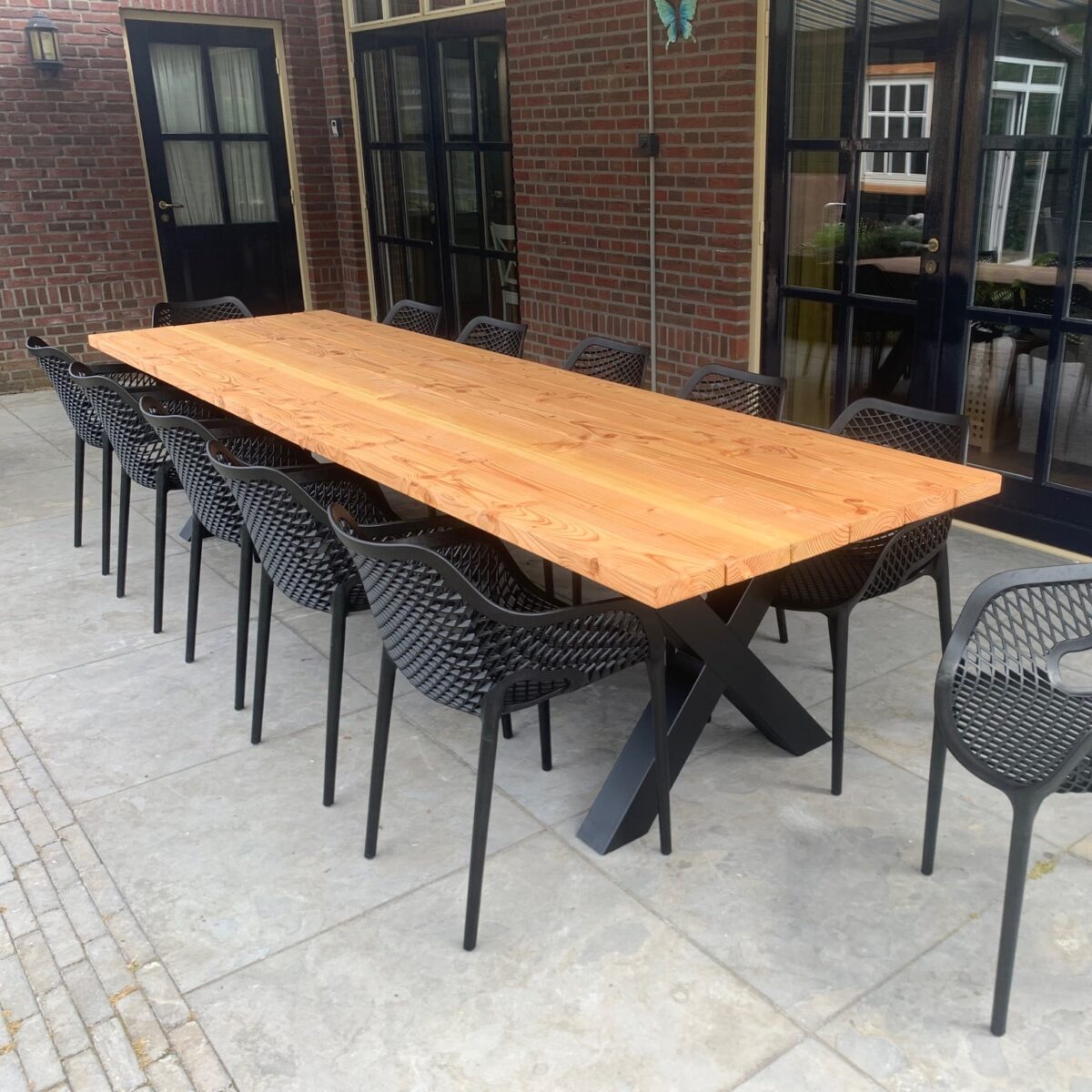 Tuintafel Xavi | X Poten Staal | Douglas Hout